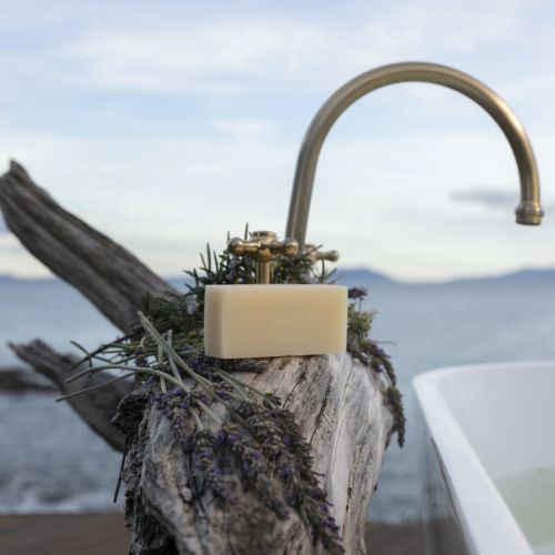 Beauty and the Bees Soap Bar Honey & Olive Oil Moisture Cream 120g ...